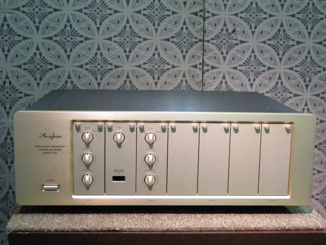 F-25 Accuphase - 中古オーディオ 高価買取・販売 ハイファイ堂