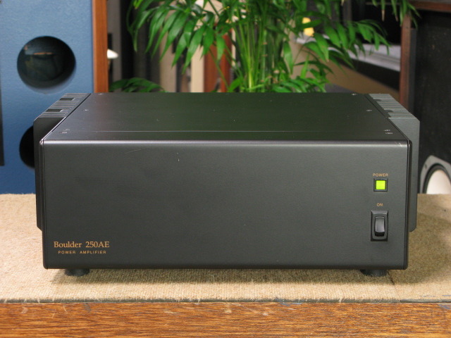 250AE BOULDER - 中古オーディオ 高価買取・販売 ハイファイ堂