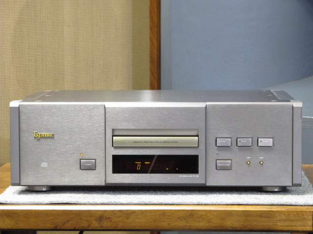 P-30 ESOTERIC - 中古オーディオ 高価買取・販売 ハイファイ堂