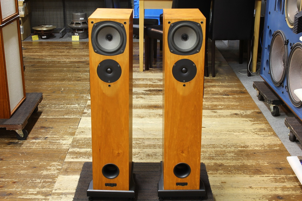 R3 Loudspeaker Rega - 中古オーディオ 高価買取・販売 ハイファイ堂
