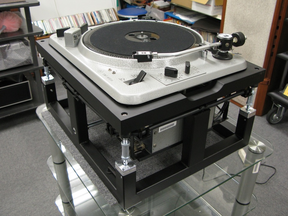 EMT 930 キャストターンテーブル ジャンク品 - オーディオ機器