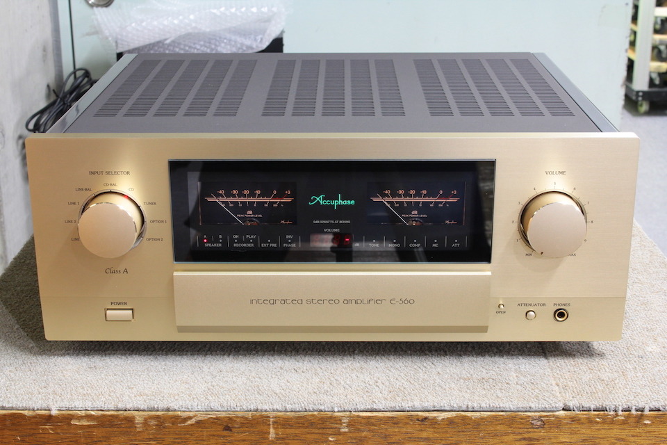 E-560 Accuphase - 中古オーディオ 高価買取・販売 ハイファイ堂