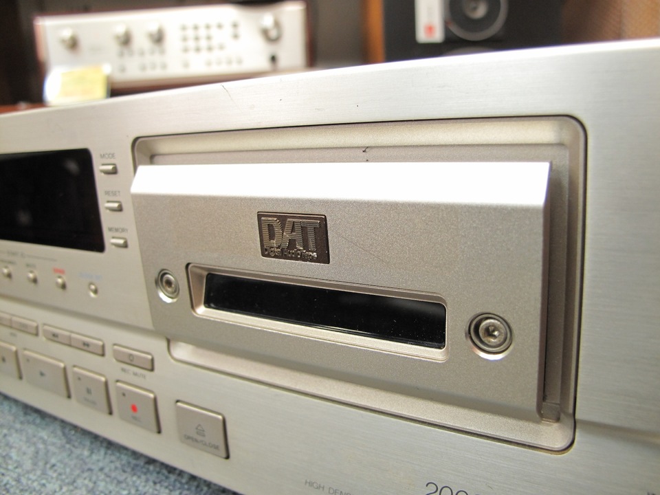 DTC-2000ES SONY - 中古オーディオ 高価買取・販売 ハイファイ堂