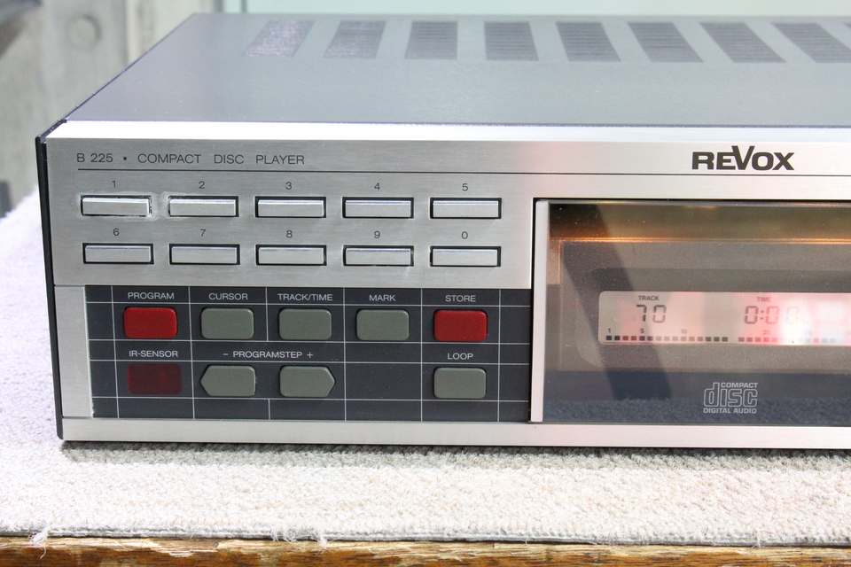 B225 REVOX - 中古オーディオ 高価買取・販売 ハイファイ堂
