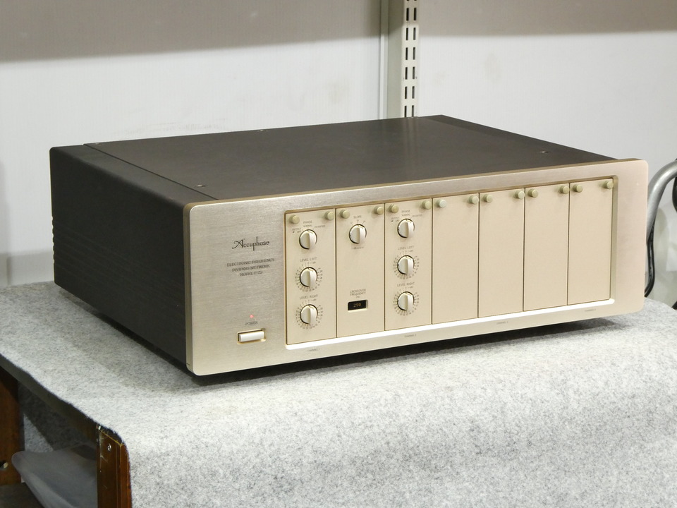 F-25 Accuphase - 中古オーディオ 高価買取・販売 ハイファイ堂