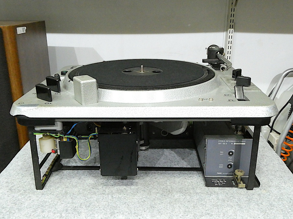 EMT 930 キャストターンテーブル ジャンク品 - オーディオ機器