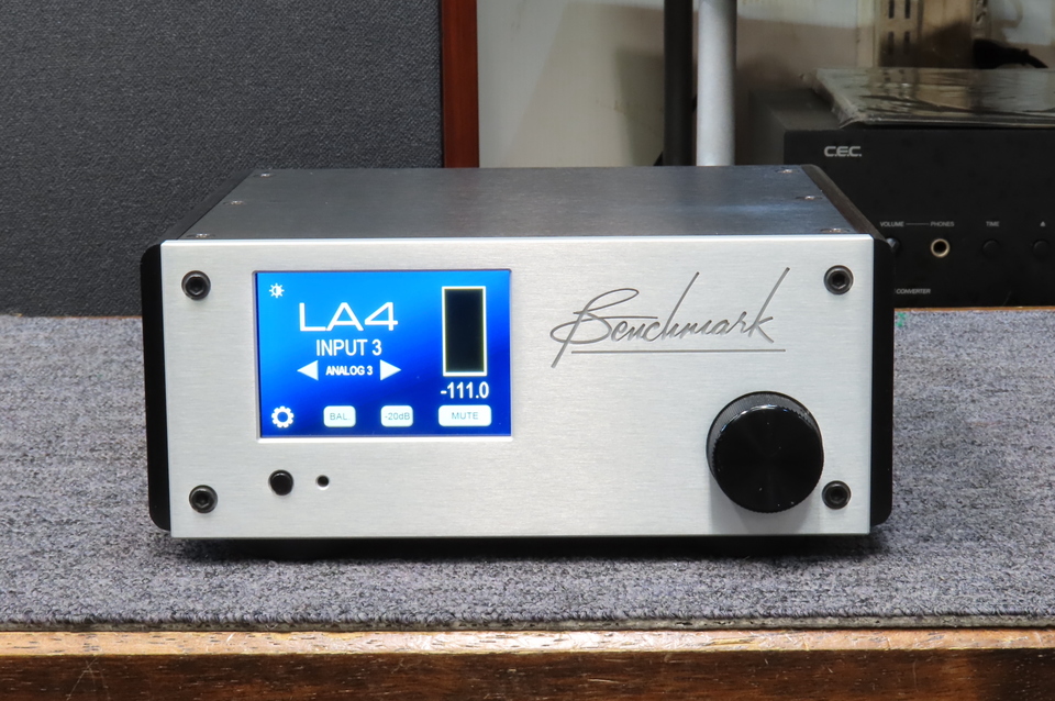 LA4 Benchmark - 中古オーディオ 高価買取・販売 ハイファイ堂